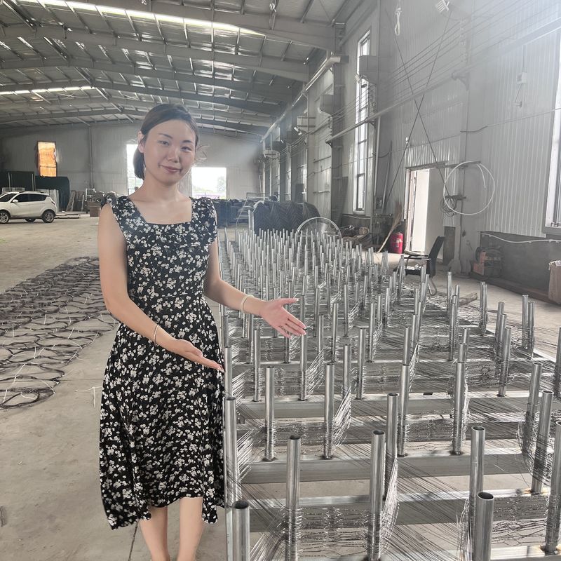 2024 New Used In Modern Warfare Anti Tank Barrier Wire Mesh Tank Track ...