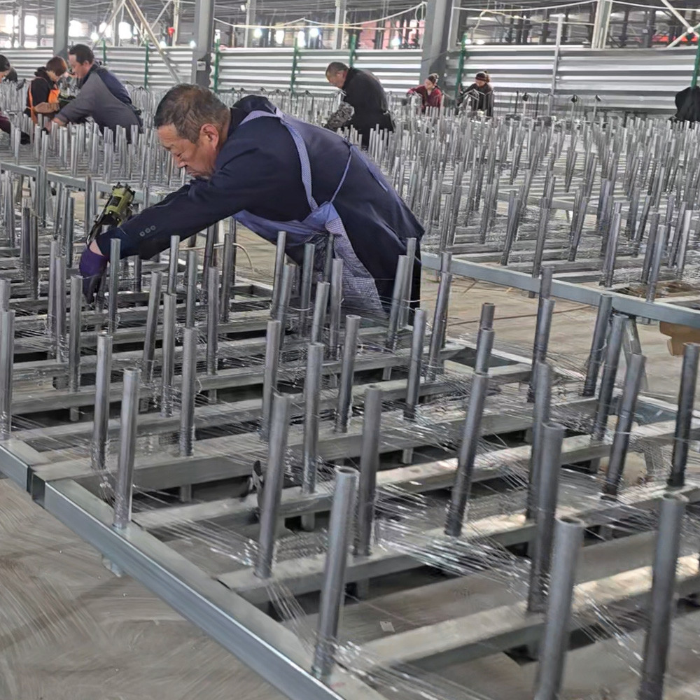 Inconspicuous Wire Obstacle MZP Anti Tank Wire Military Defense Type ...